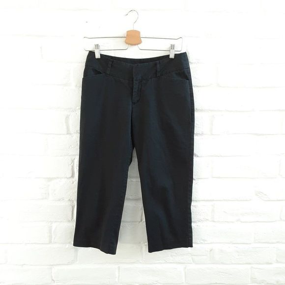 Mossimo Supply Co. | Pants & Jumpsuits | Mossimo Capri Pants Womens 4 S ...